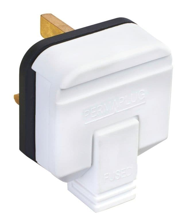 Luceco Heavy Duty Plug - 13 Amp White