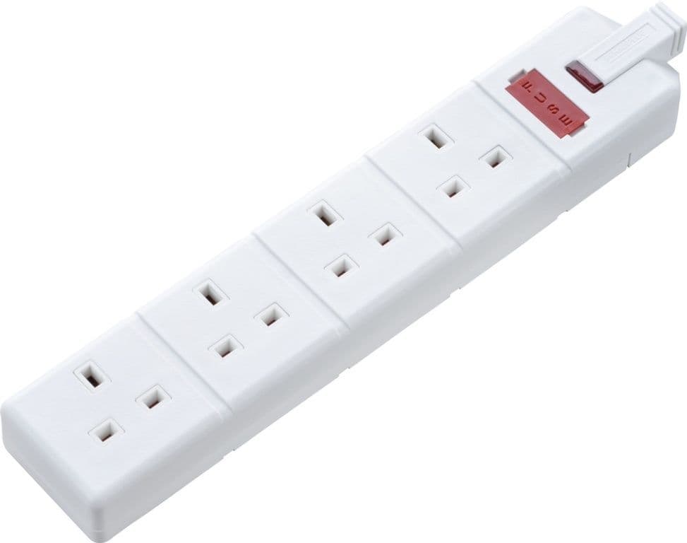 Masterplug 4 Socket 13 Amp Heavy Duty Trailing Socket - White